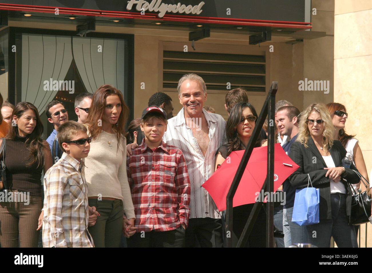 Oct 07, 2004; Hollywood, CA, USA ; Actor BILLY BOB THORNTON and family ...