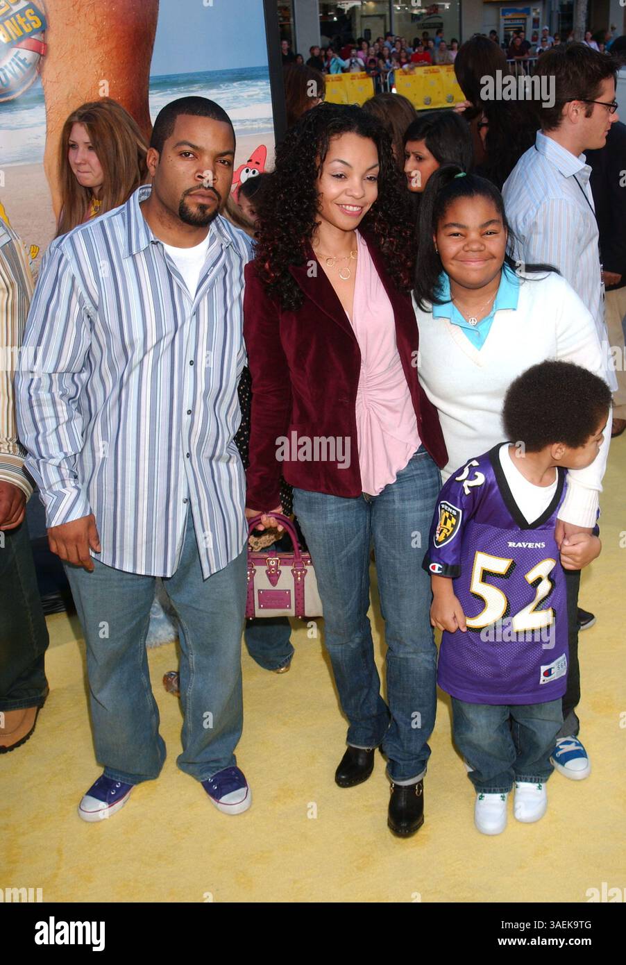 Ice cube family los angeles hi-res stock photography and images - Alamy