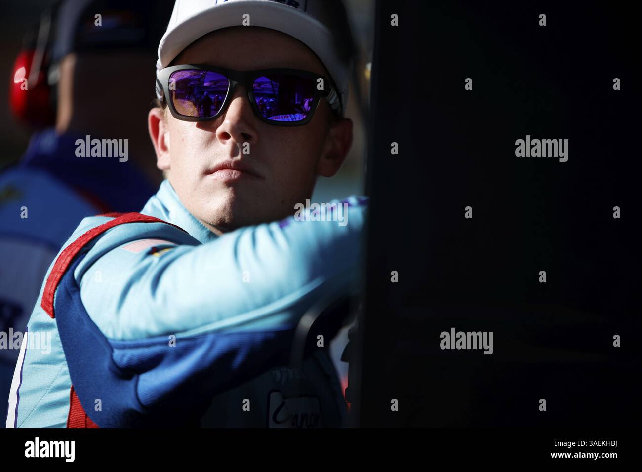 CONNOR ZILISCH (88) gets ready to qualify for the Credit One NASCAR ...