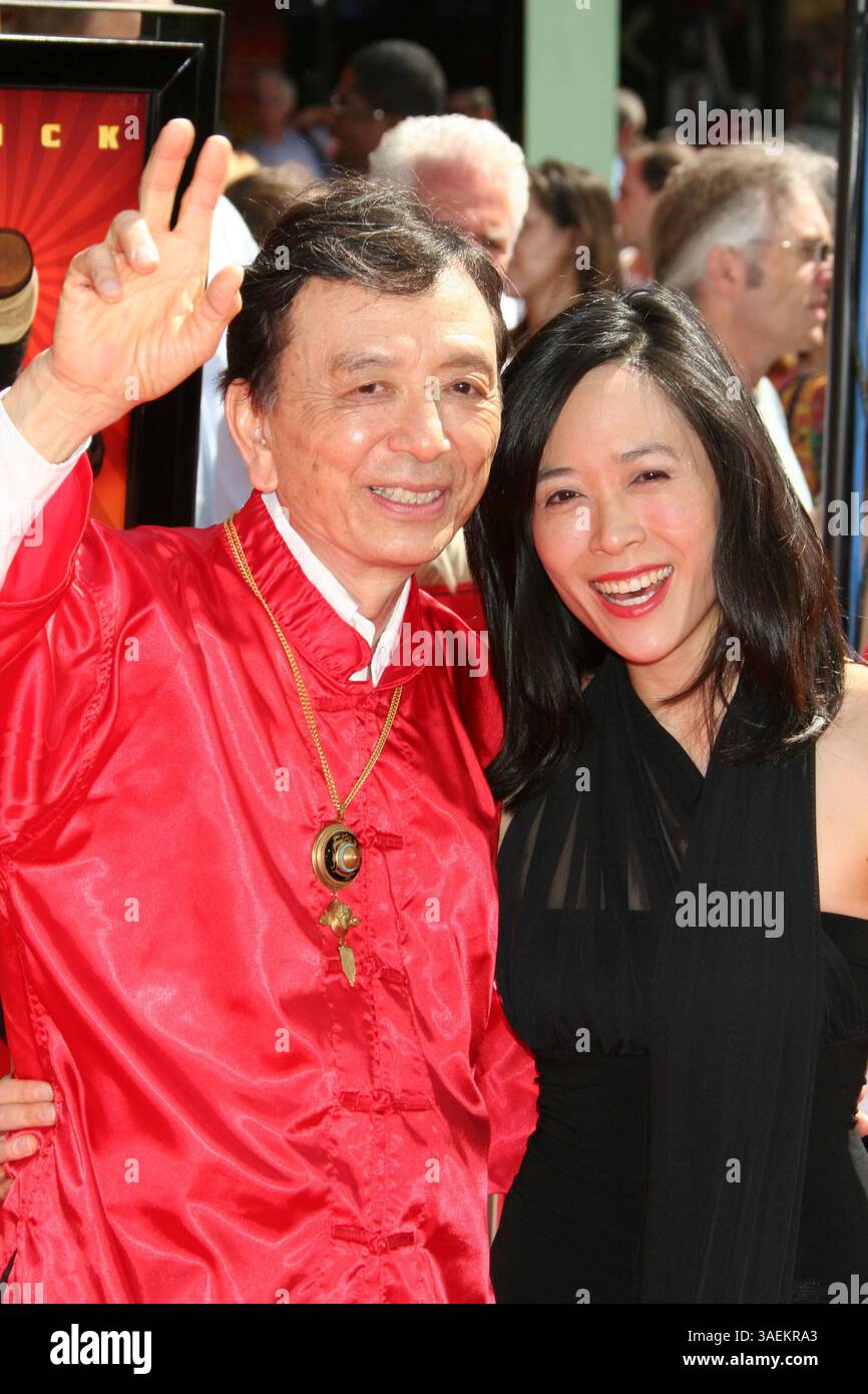James hong daughter april hong hi-res stock photography and images - Alamy