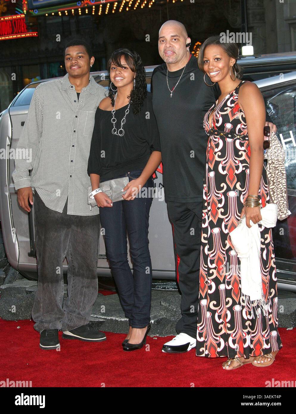 Sinbad with family hi-res stock photography and images - Alamy