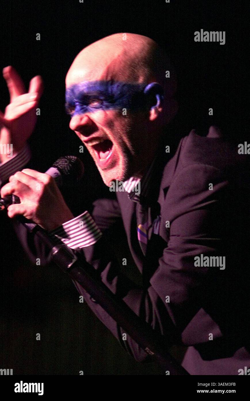 Nov 19, 2004; Seattle, WA, USA; Singer MICHAEL STIPE performing live. R ...
