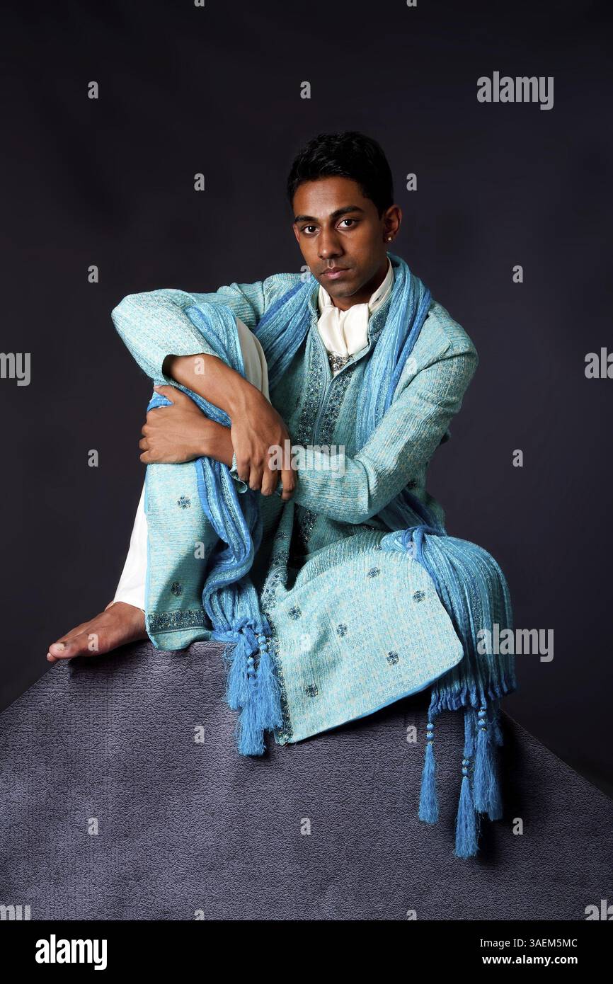 Beautiful authentic Indian hindu man in typical ethnic groom attire ...