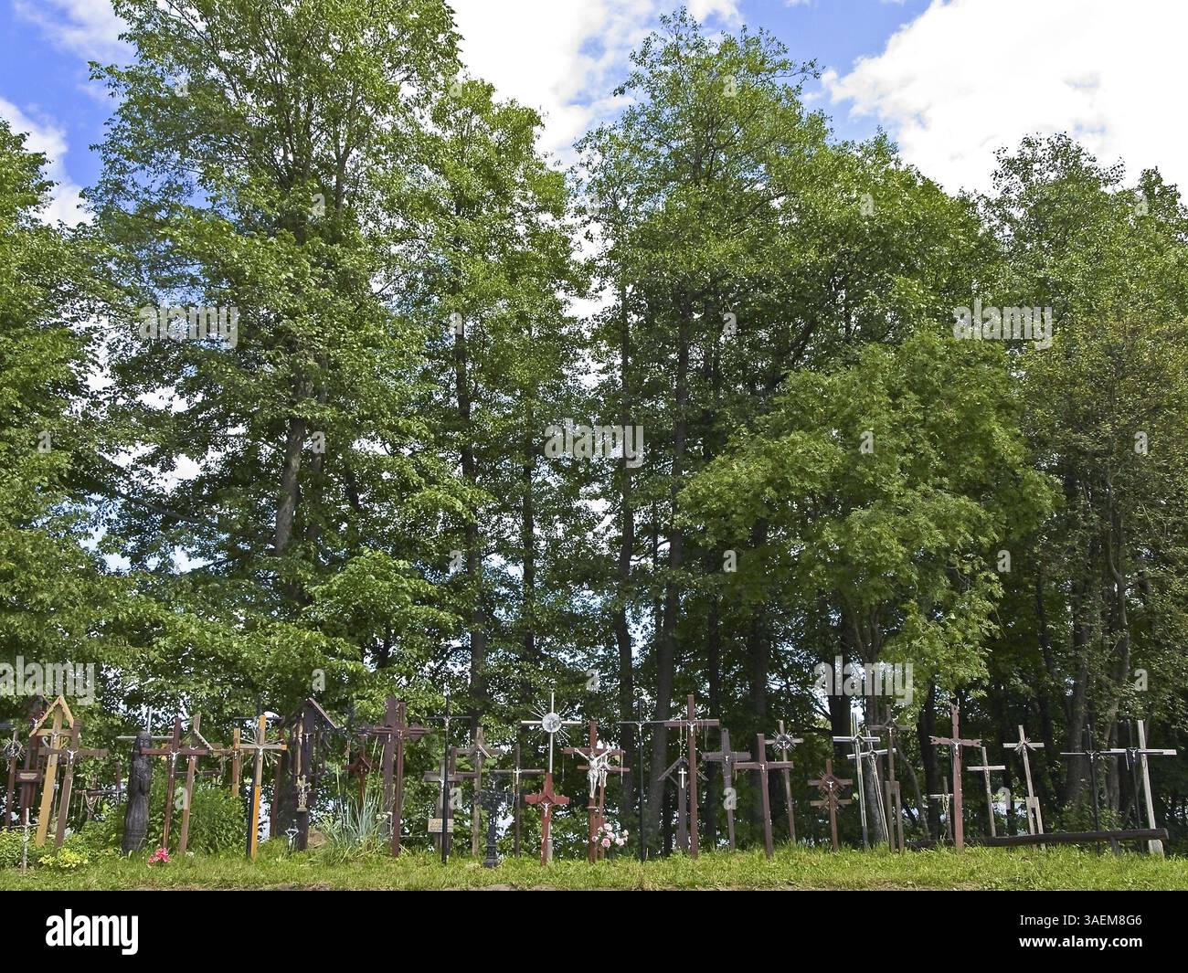 Different crosses hi-res stock photography and images - Alamy