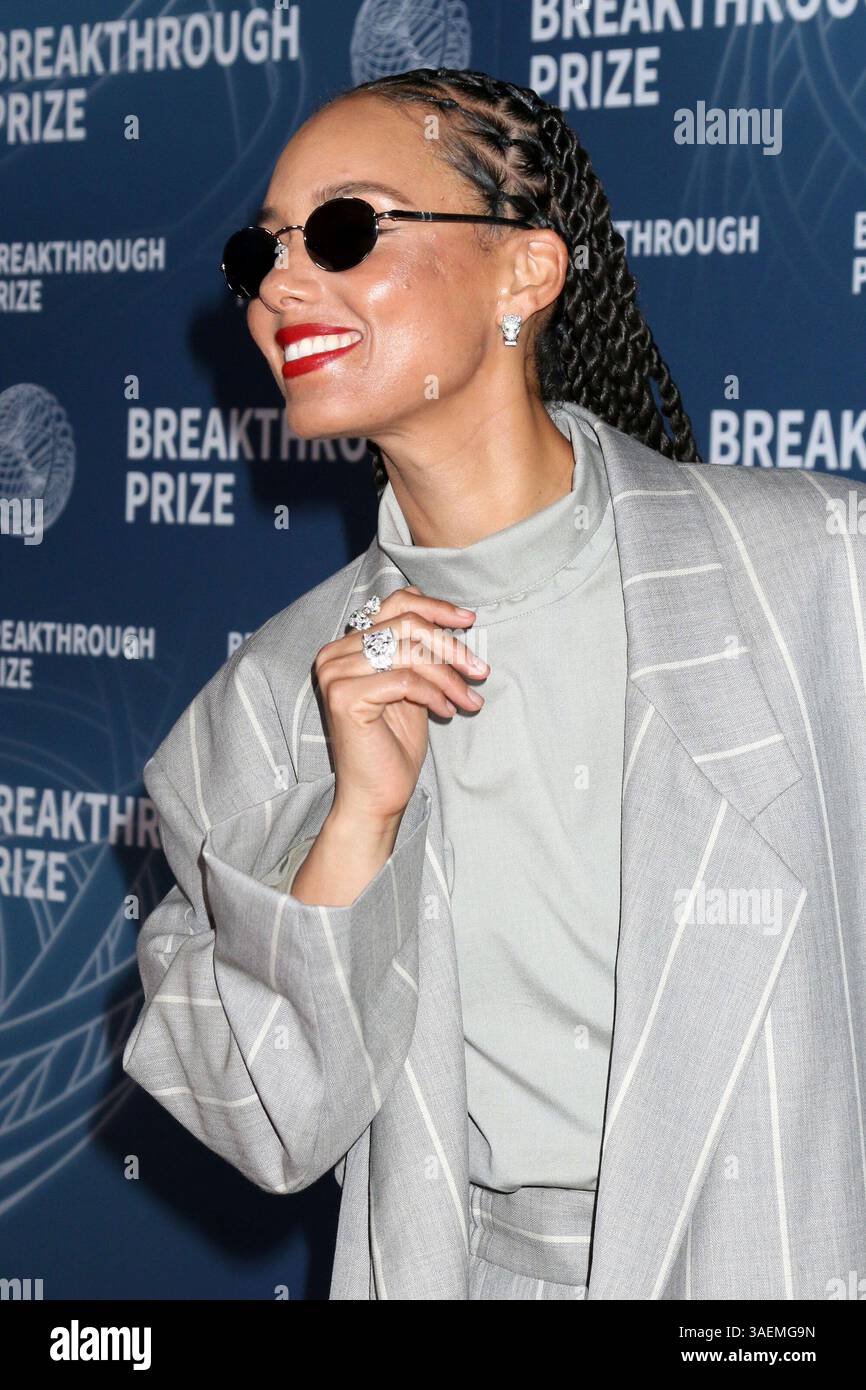 Ca. 05th Apr, 2025. Alicia Keys at arrivals for The 11th Breakthrough ...