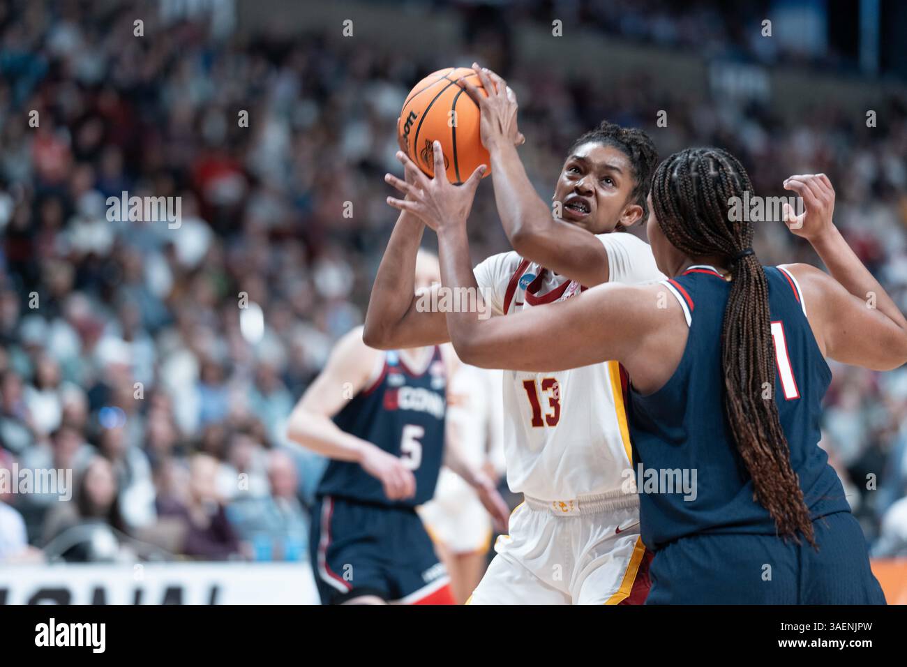 Southern California Trojans center Rayah Marshall (13) shoots over ...