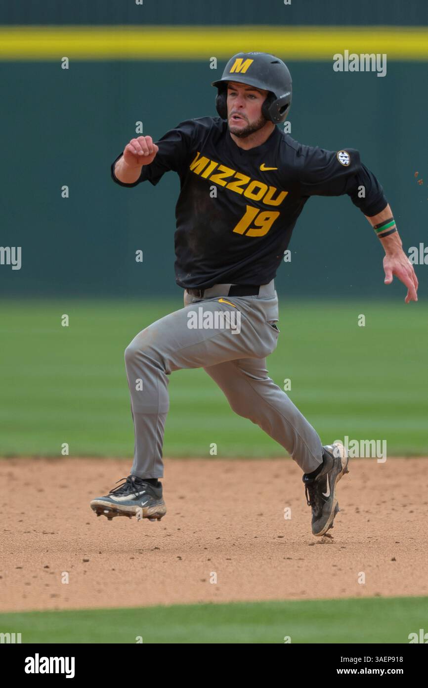 April 6, 2025: Missouri base runner Keegan Knutson (19) moves between ...