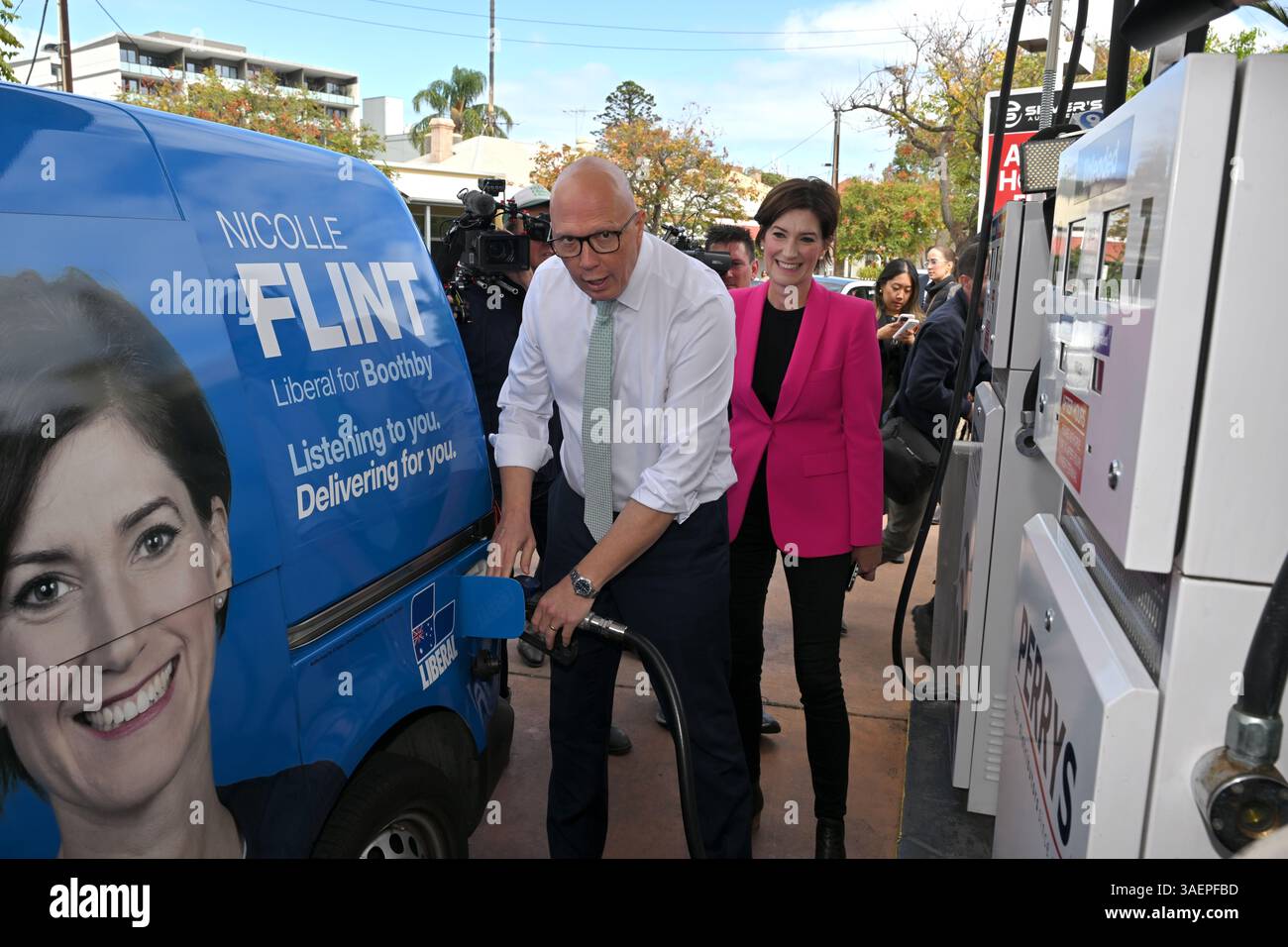 Adelaide, Australia. 07th Apr, 2025. Leader of the Opposition Peter ...