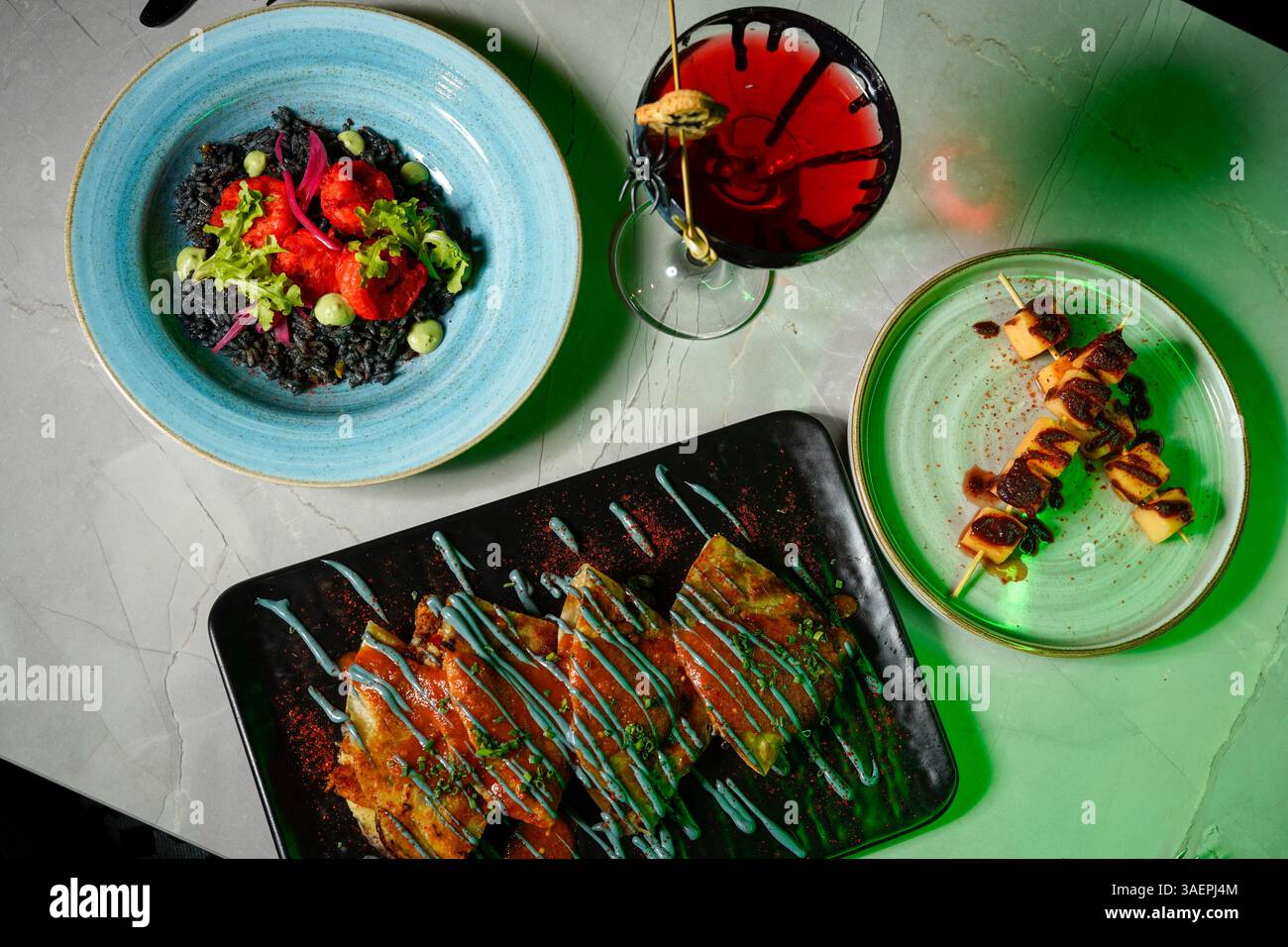 The true essence of the party, enjoy with friends, family and the best ...