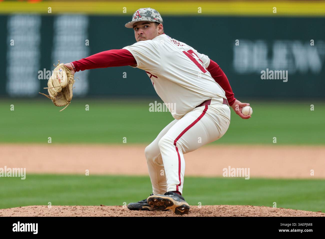 Fayetteville, USA. 06th Apr, 2025. April 6, 2025: Arkansas pitcher ...