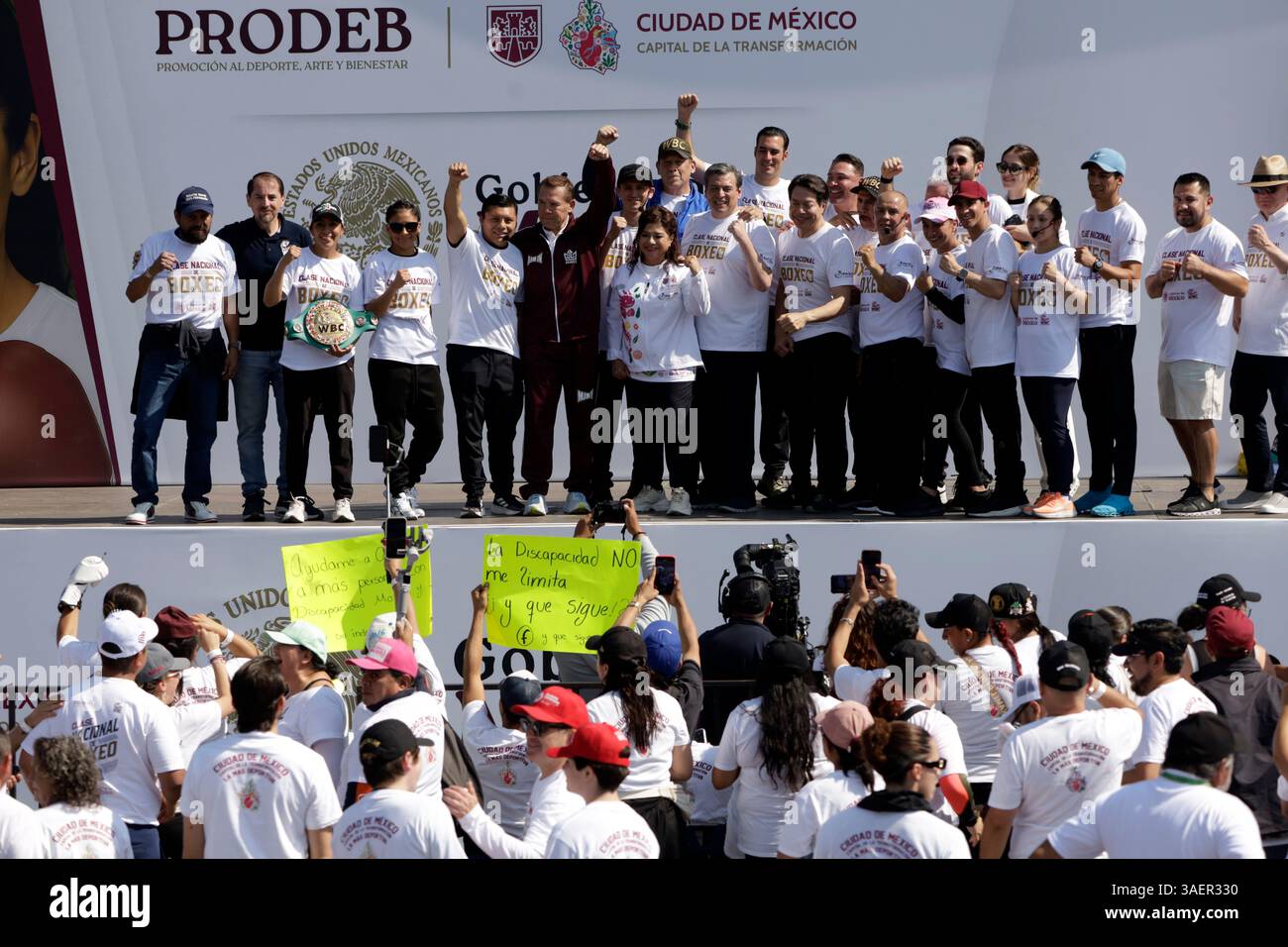 World Boxing Council President, Mauricio Sulaiman; Mexico City Head of ...