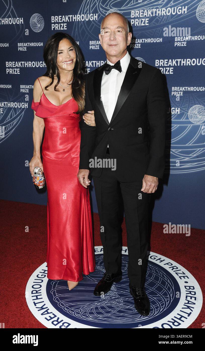 Ca. 05th Apr, 2025. Laura Sánchez, Jeff Bezos at arrivals for The 11th ...