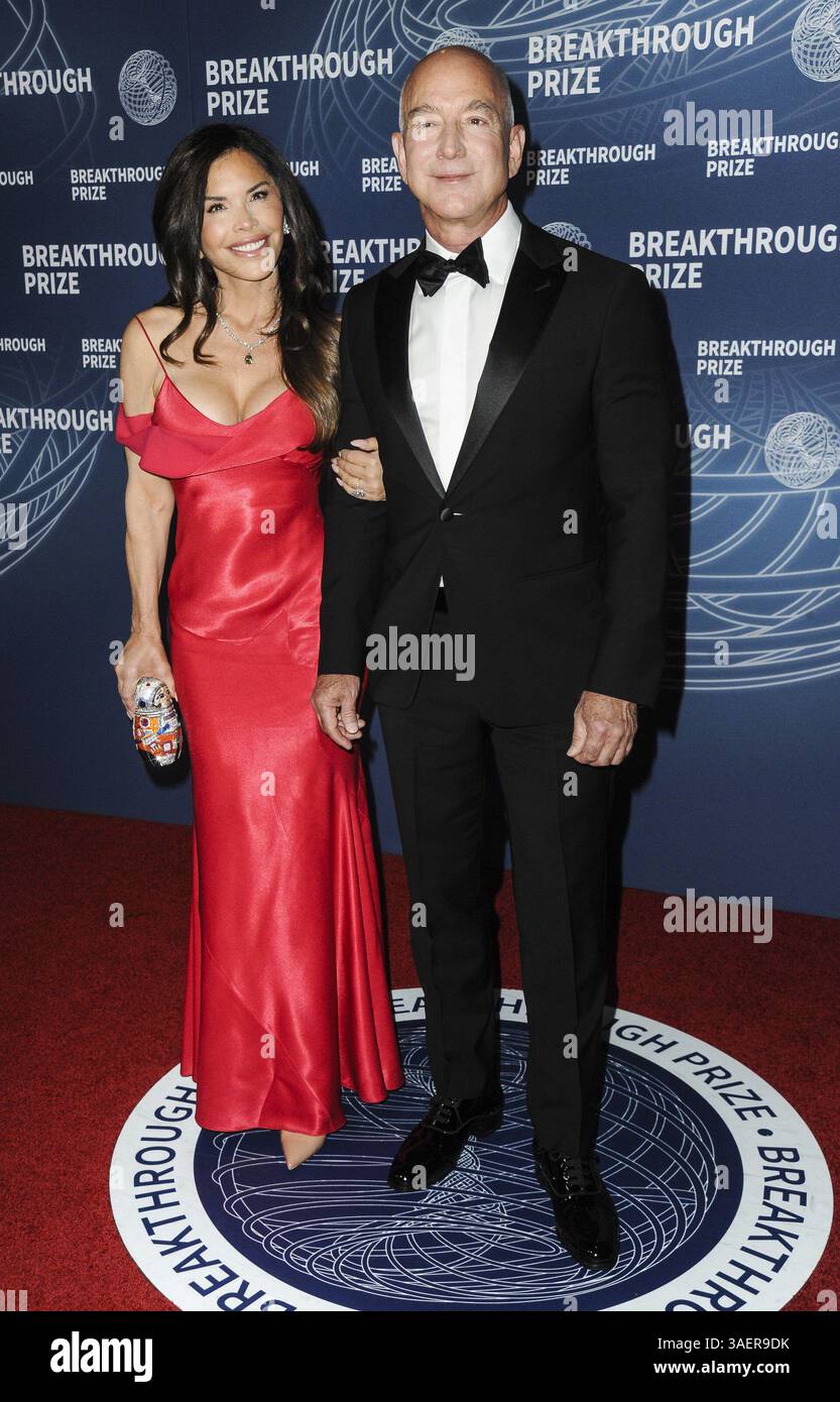 Ca. 05th Apr, 2025. Laura Sánchez, Jeff Bezos at arrivals for The 11th ...