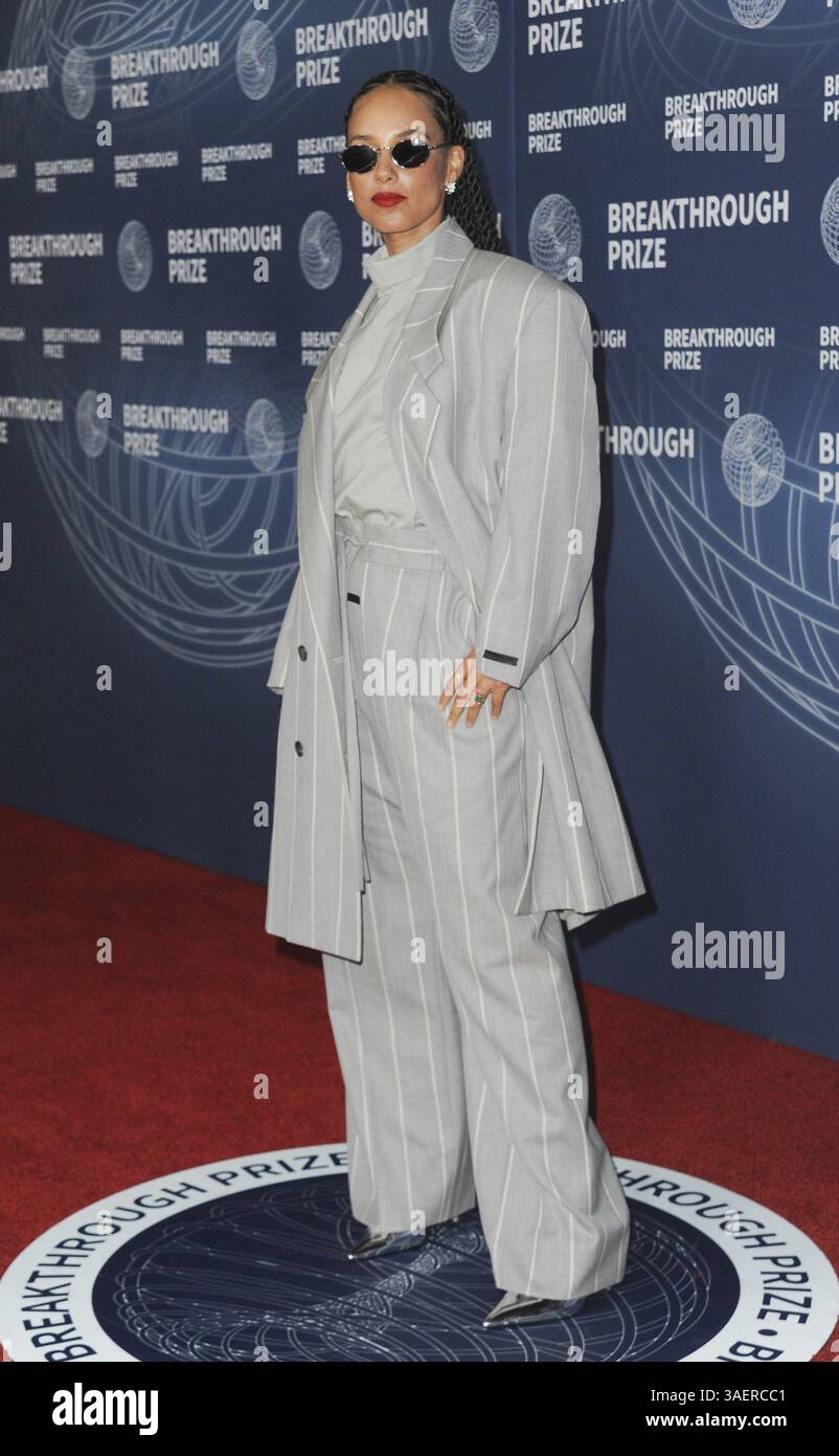 Ca. 05th Apr, 2025. Alicia Keys at arrivals for The 11th Breakthrough ...