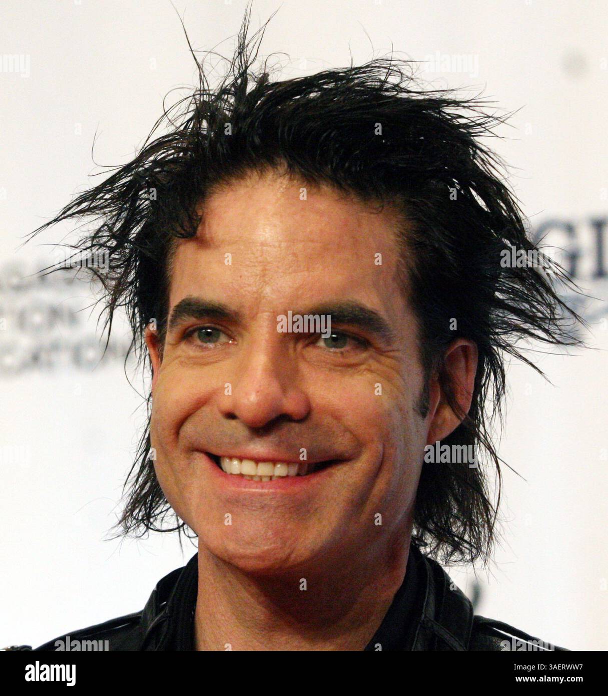 PAT MONAHAN, of the group Train, walks the Red Carpet at the annual ...