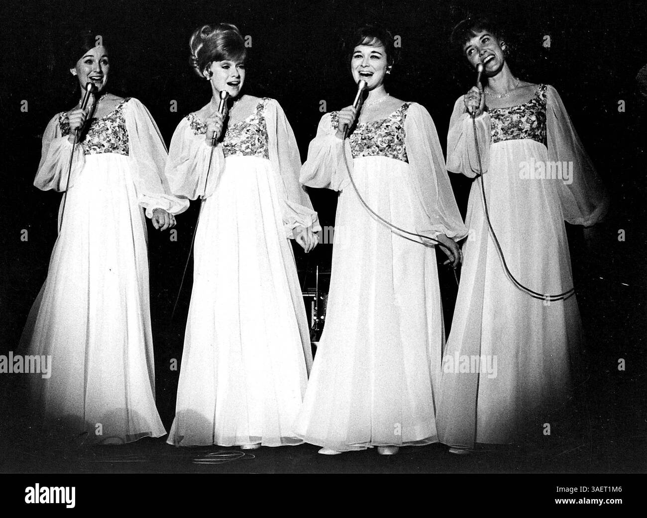 Nov. 16, 2004 - THE LENNON SISTERS.(Credit Image: © Globe Photos ...