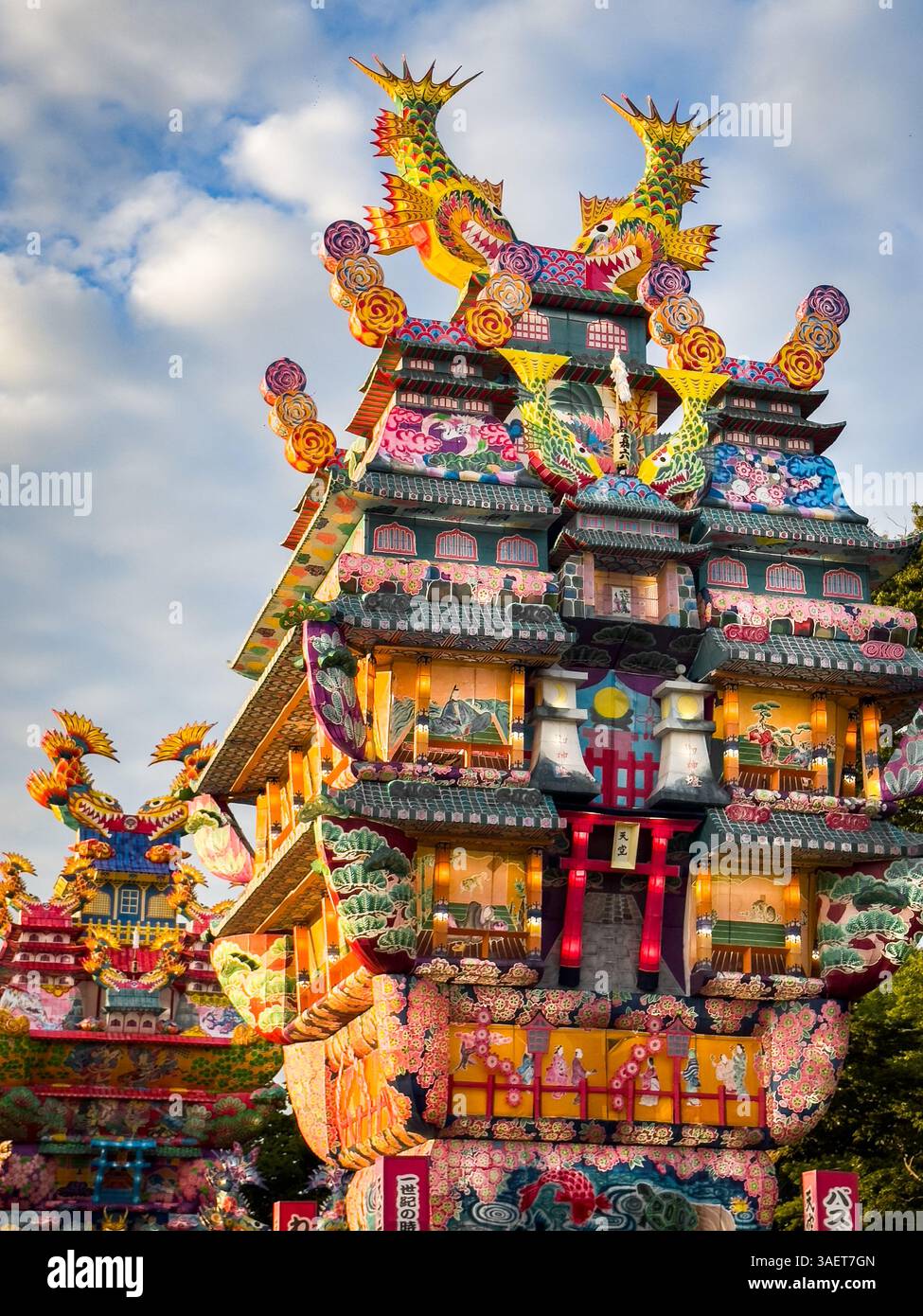 Noshiro Tenku no Fuyajo Tanabata Festival Lantern Castles in the Sky in ...