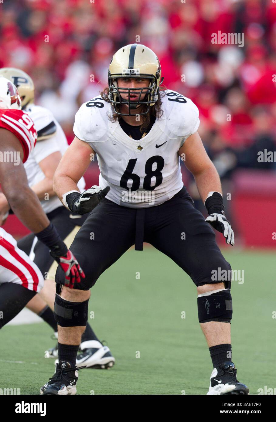 November 05 2011: Purdue Boilermakers offensive lineman Dennis Kelly ...