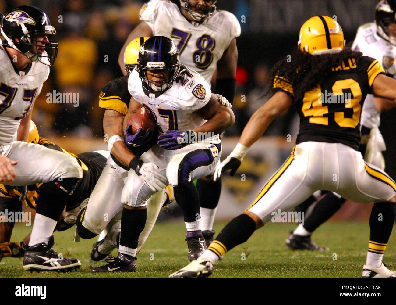 Ray rice 2011 hi-res stock photography and images - Alamy
