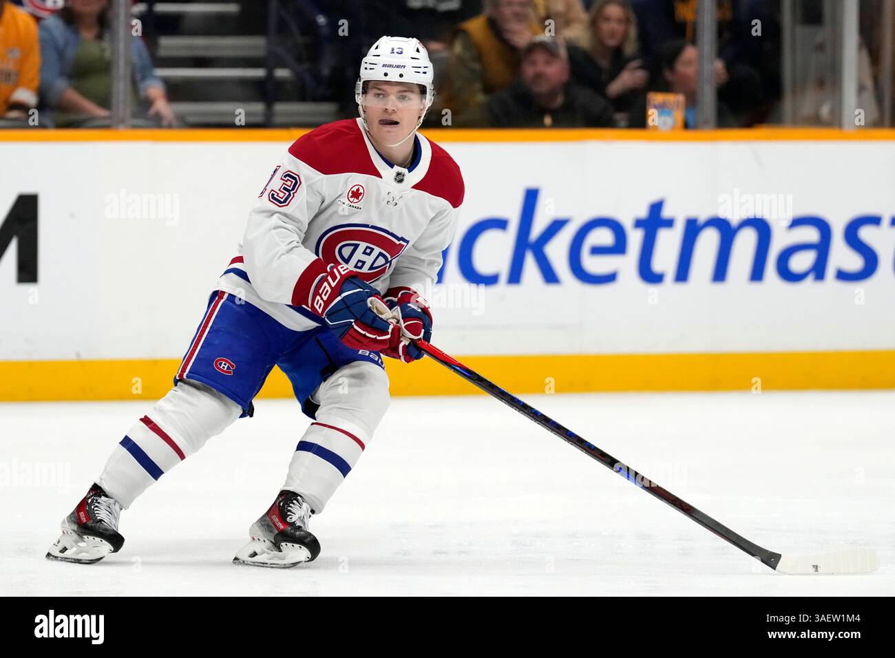 Montreal Canadiens right wing Cole Caufield (13) plays against the ...