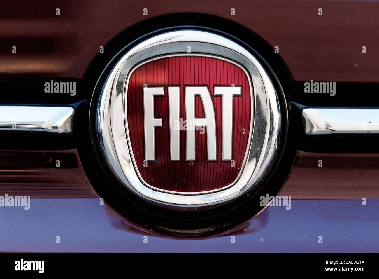 06 April 2025, Bavaria, Munich: The Fiat brand logo can be seen on a ...