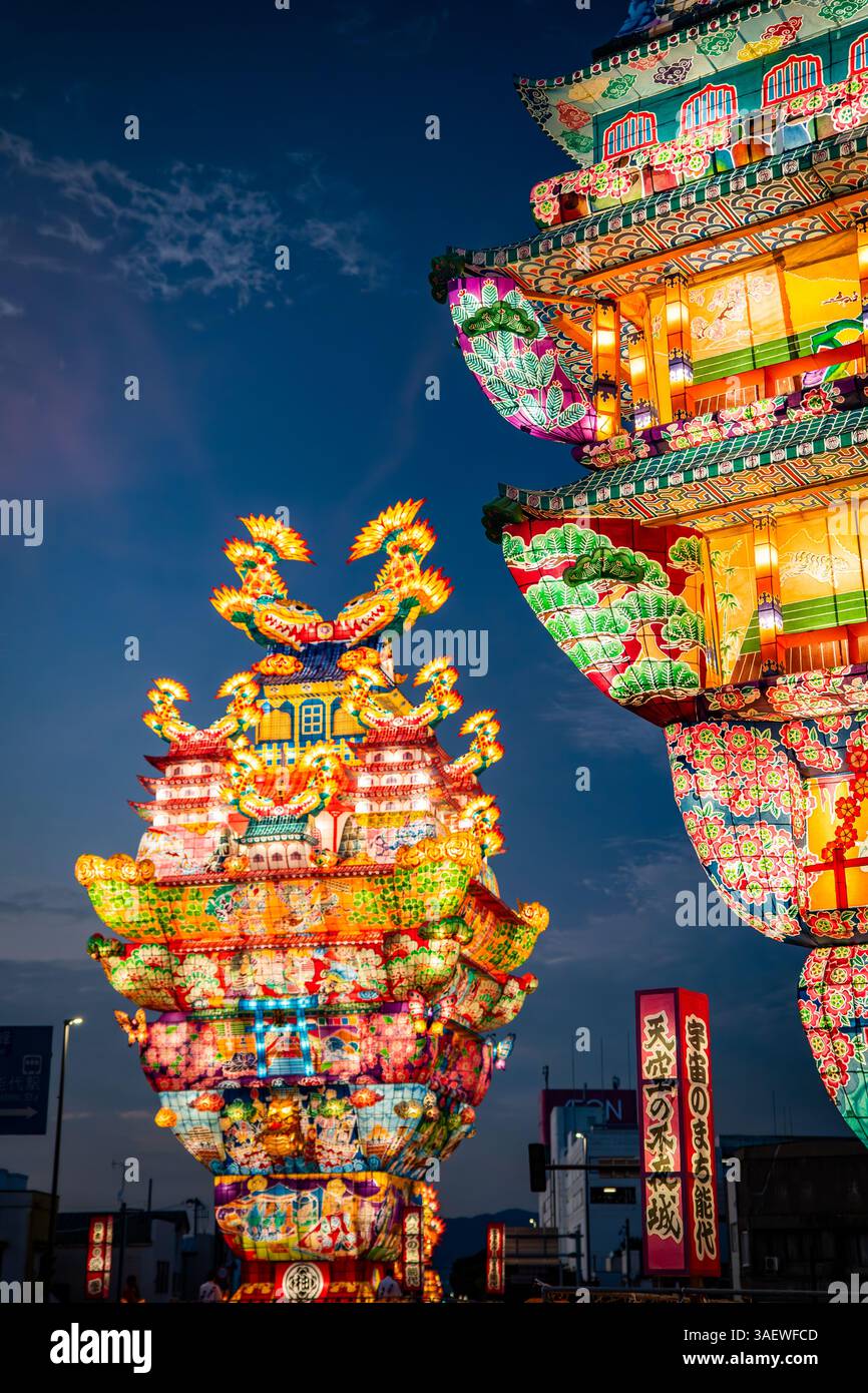 Noshiro Tenku no Fuyajo Tanabata Festival Lantern Castles in the Sky in ...