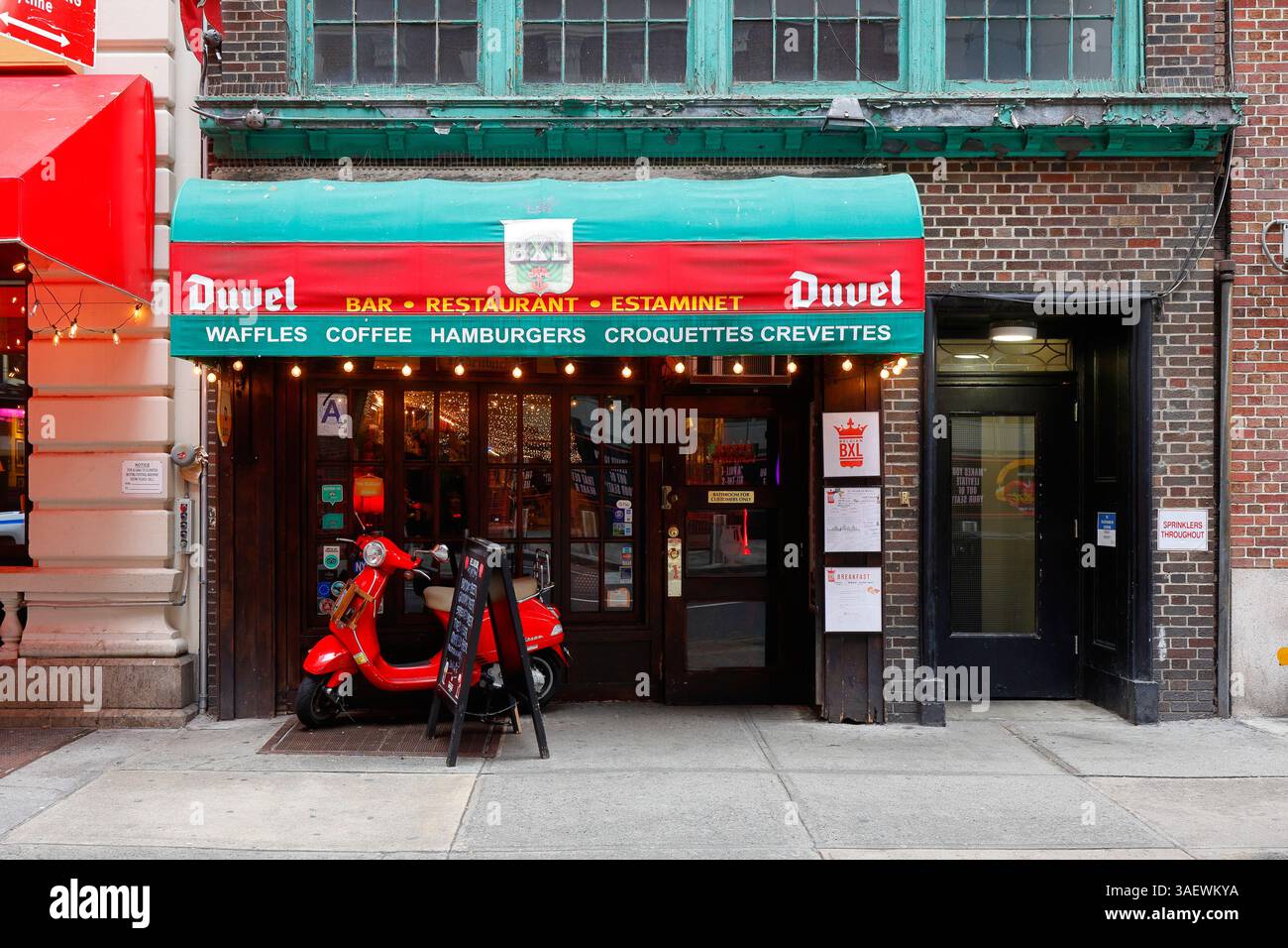 125 w 43rd st hi-res stock photography and images - Alamy