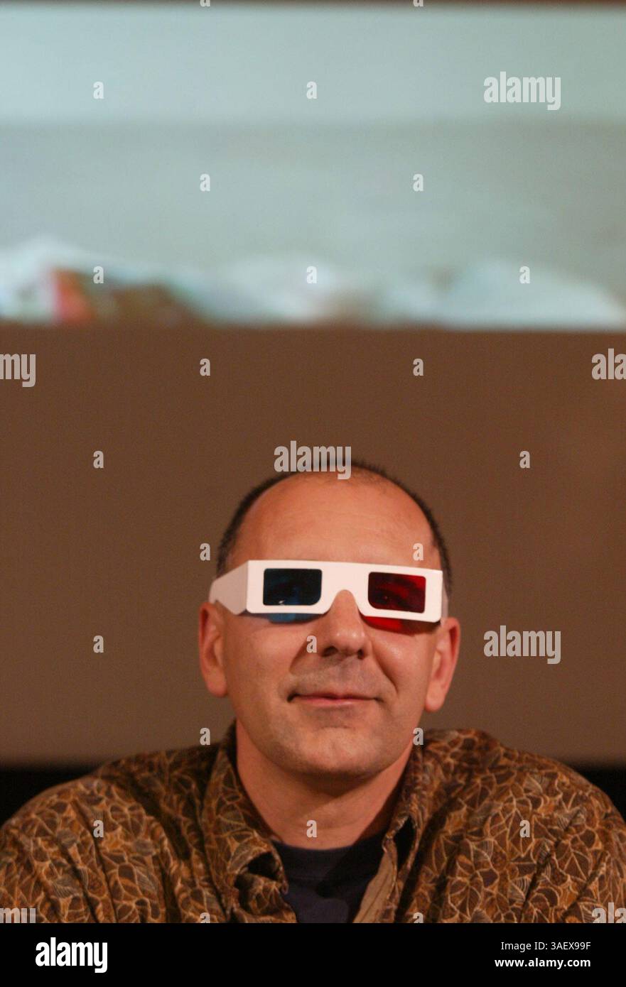 Jan 05, 2004; Pasadena, CA, USA; ART THOMPSON (Tactical Uplink Lead ...