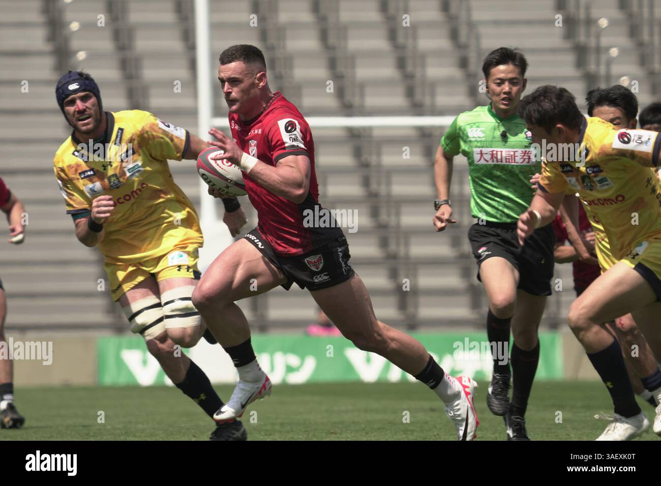 Eagles' Jesse Kriel runs for scoring their team third try during the ...