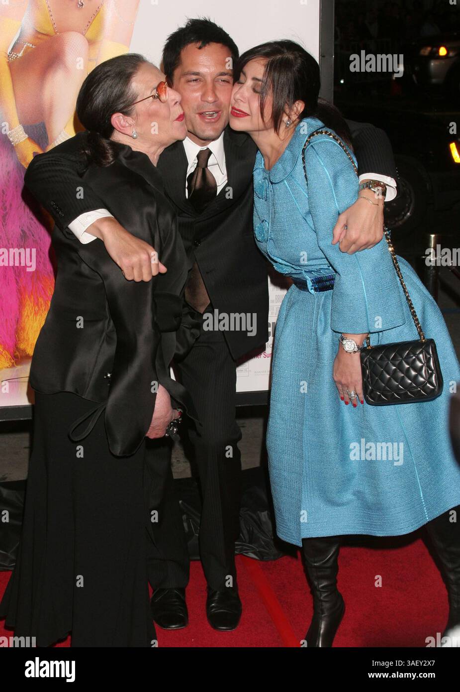 Mar 23, 2005; Los Angeles, CA, USA; Actor ENRIQUE MURCIANO with family ...