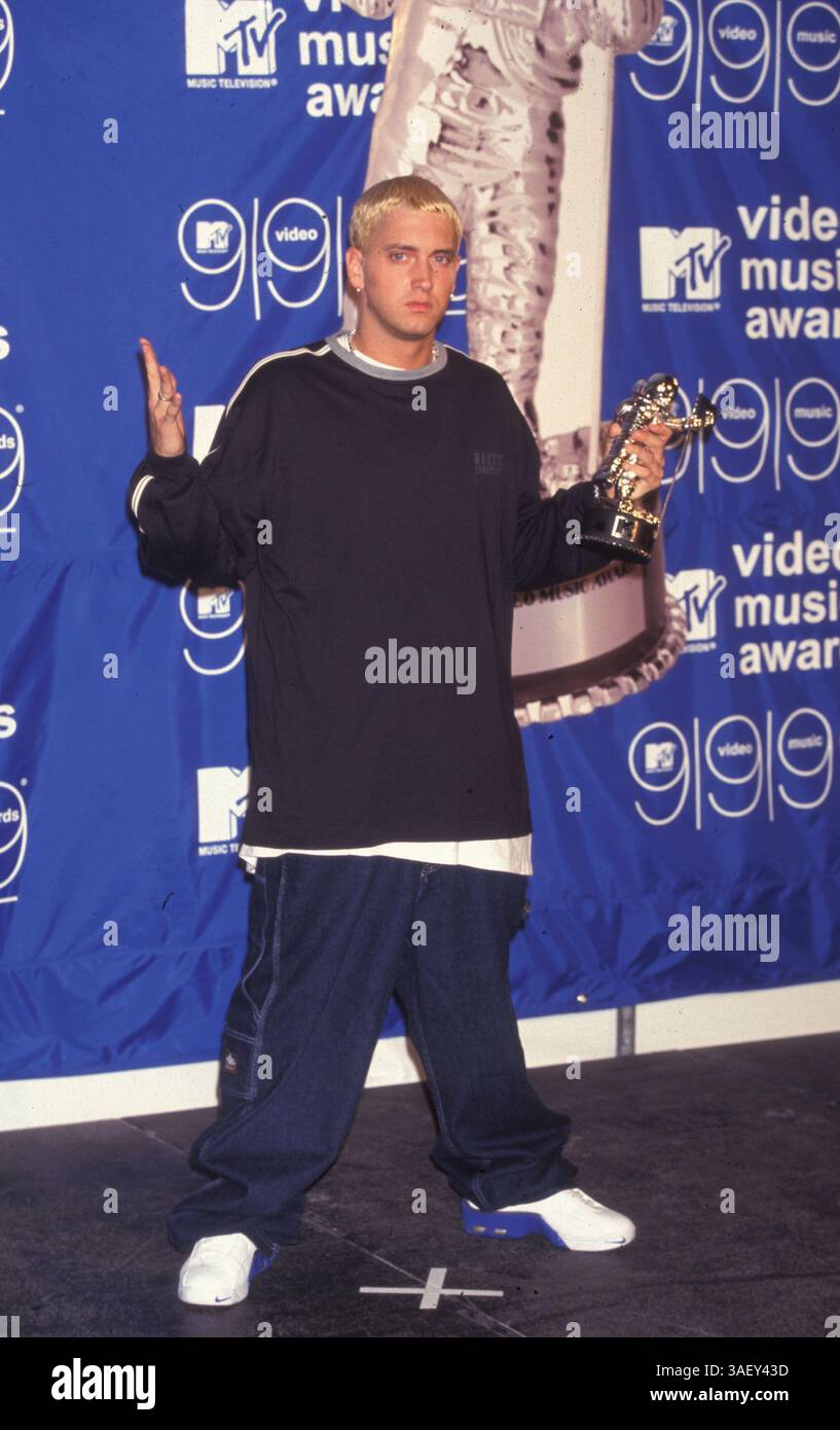 Sep 09, 1999; New York, NY, USA; Rapper EMINEM @ the 1999 MTV Awards In ...