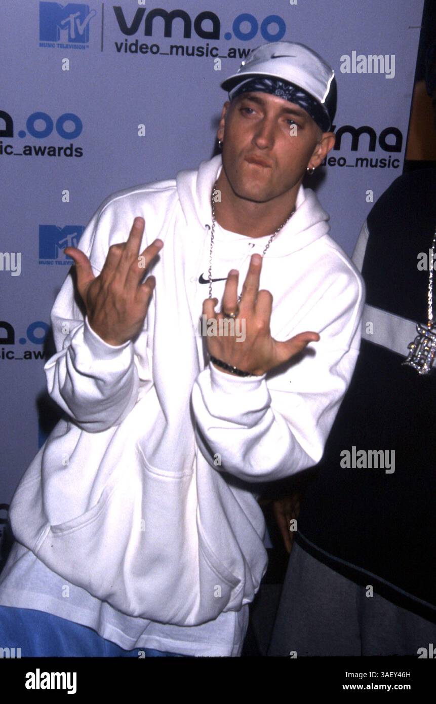 Eminem 2000 hi-res stock photography and images - Alamy