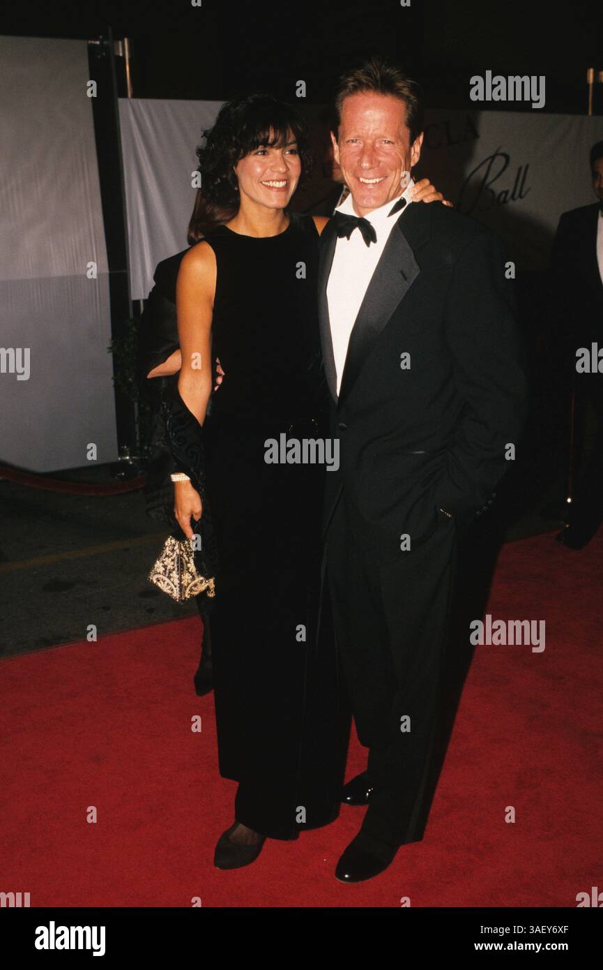 Rachel Ticotin And Peter Strauss