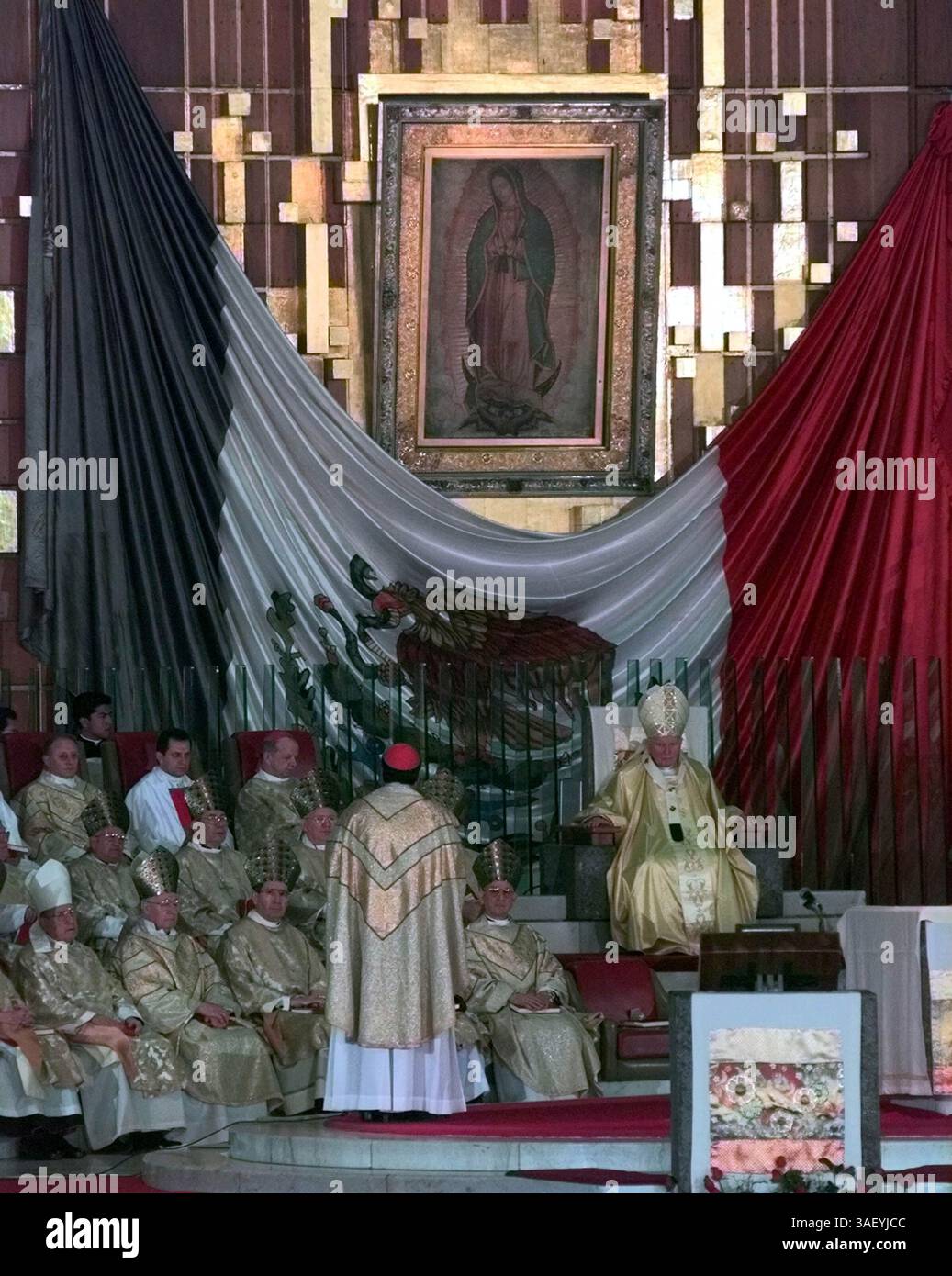 Jan 23, 1999; Mexico City, Mexico; POPE JOHN PAUL II listens to El ...