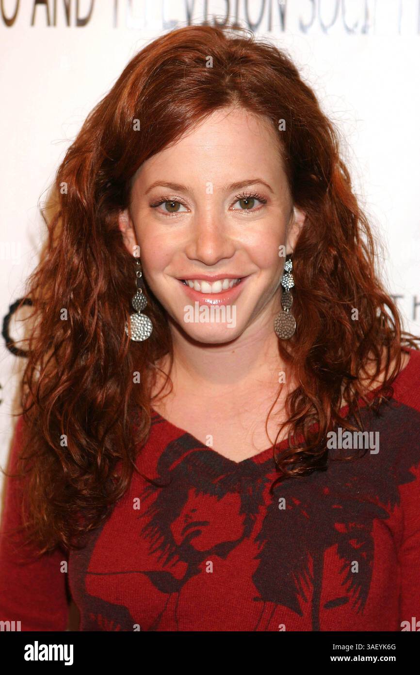 Dec 08, 2004; Hollywood, CA, USA; Actress AMY DAVIDSON, of '8 Simple ...