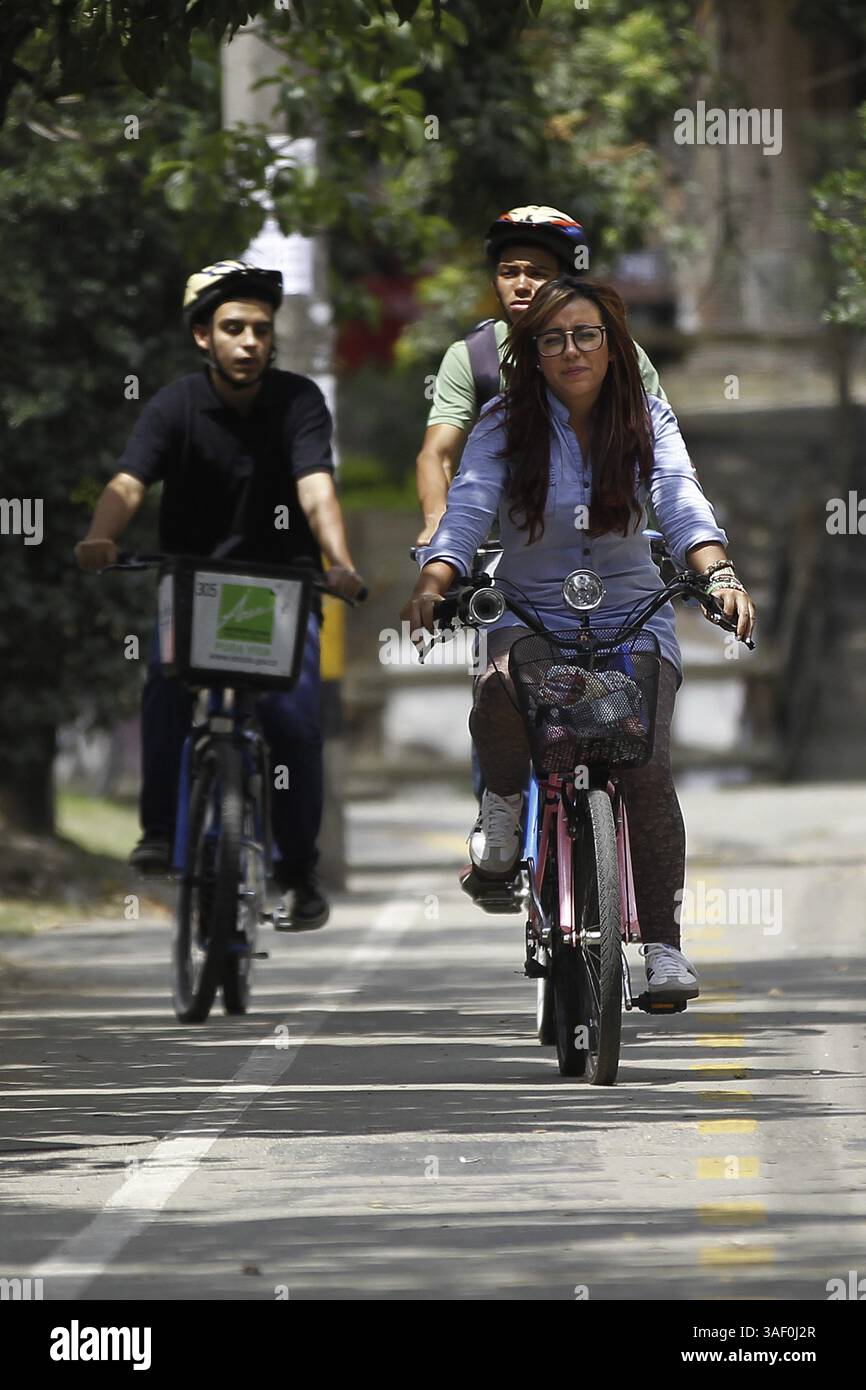 Carro de bicicleta hi-res stock photography and images - Alamy