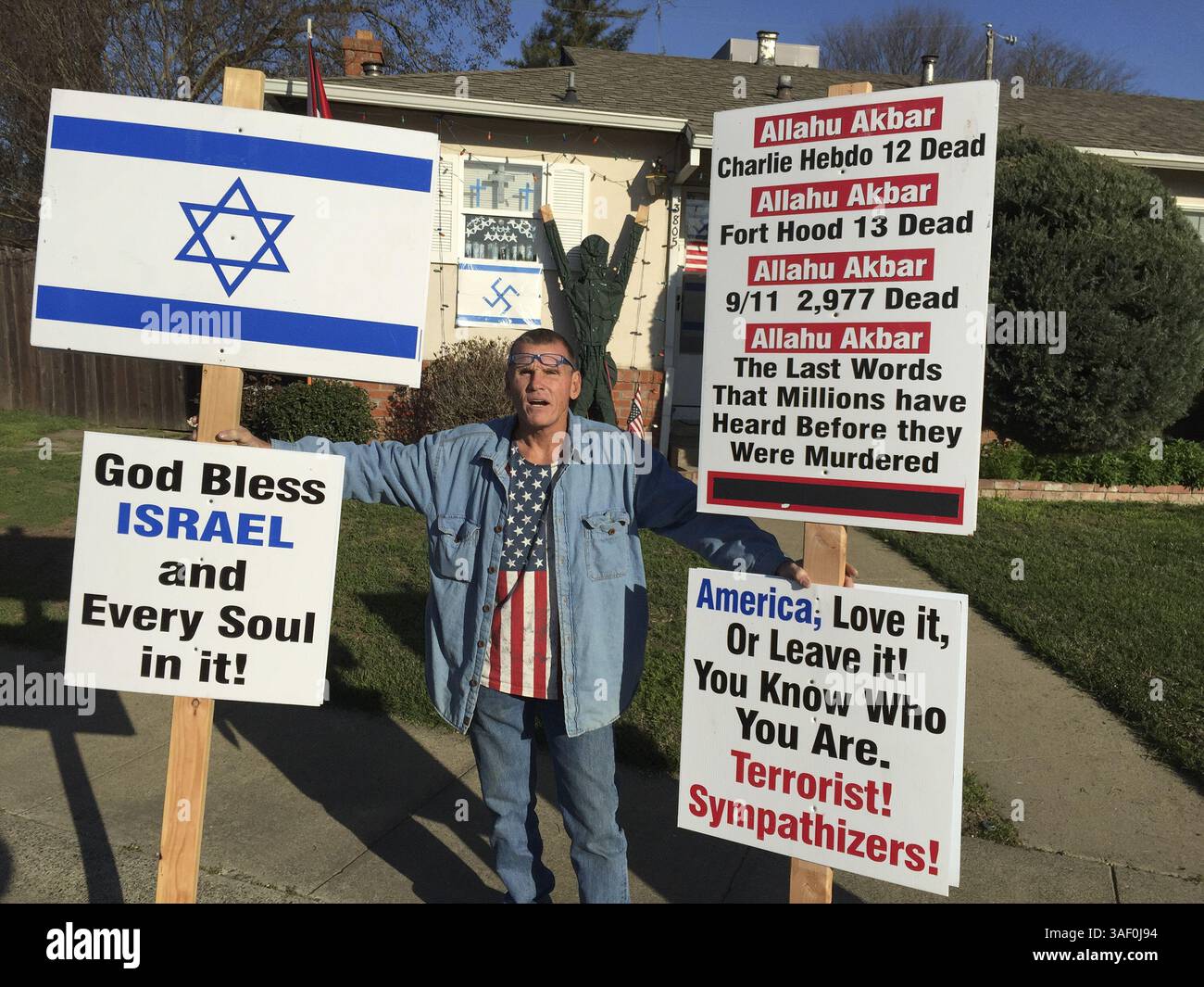 Displaying swastikas hi-res stock photography and images - Alamy