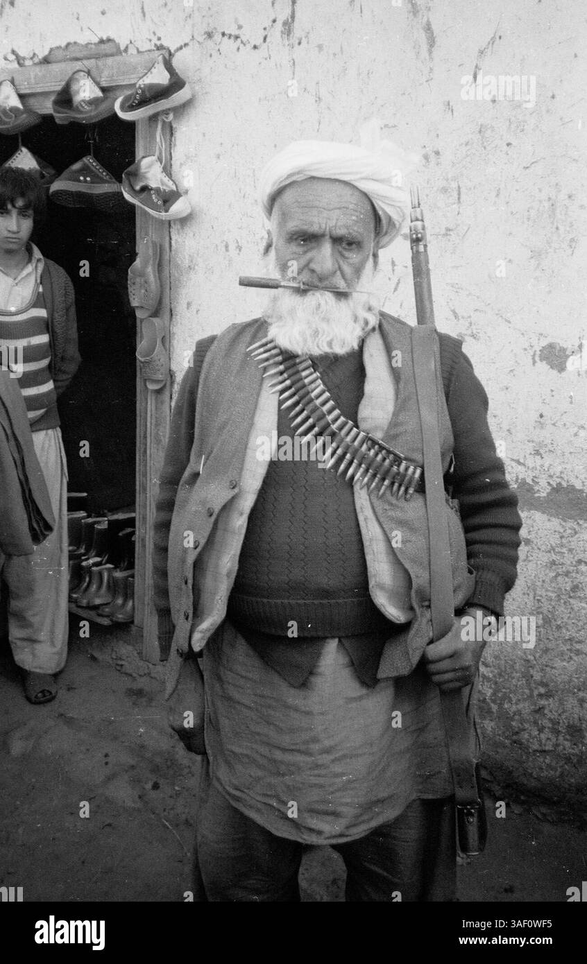 Old mand Black and White Stock Photos & Images - Alamy