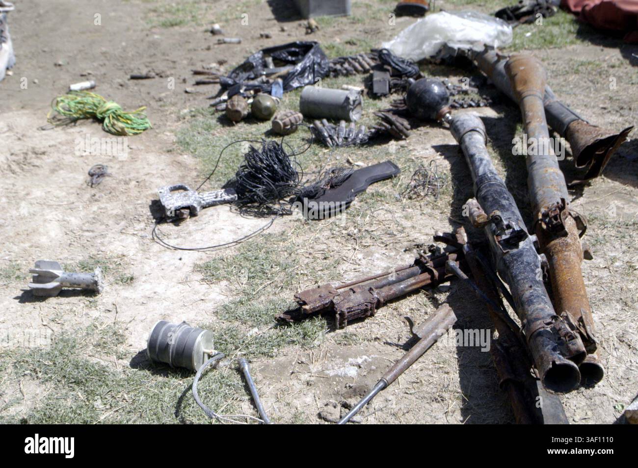 Apr 07, 2005; Fallujah, Iraq; Weapons, contraband and improvised ...