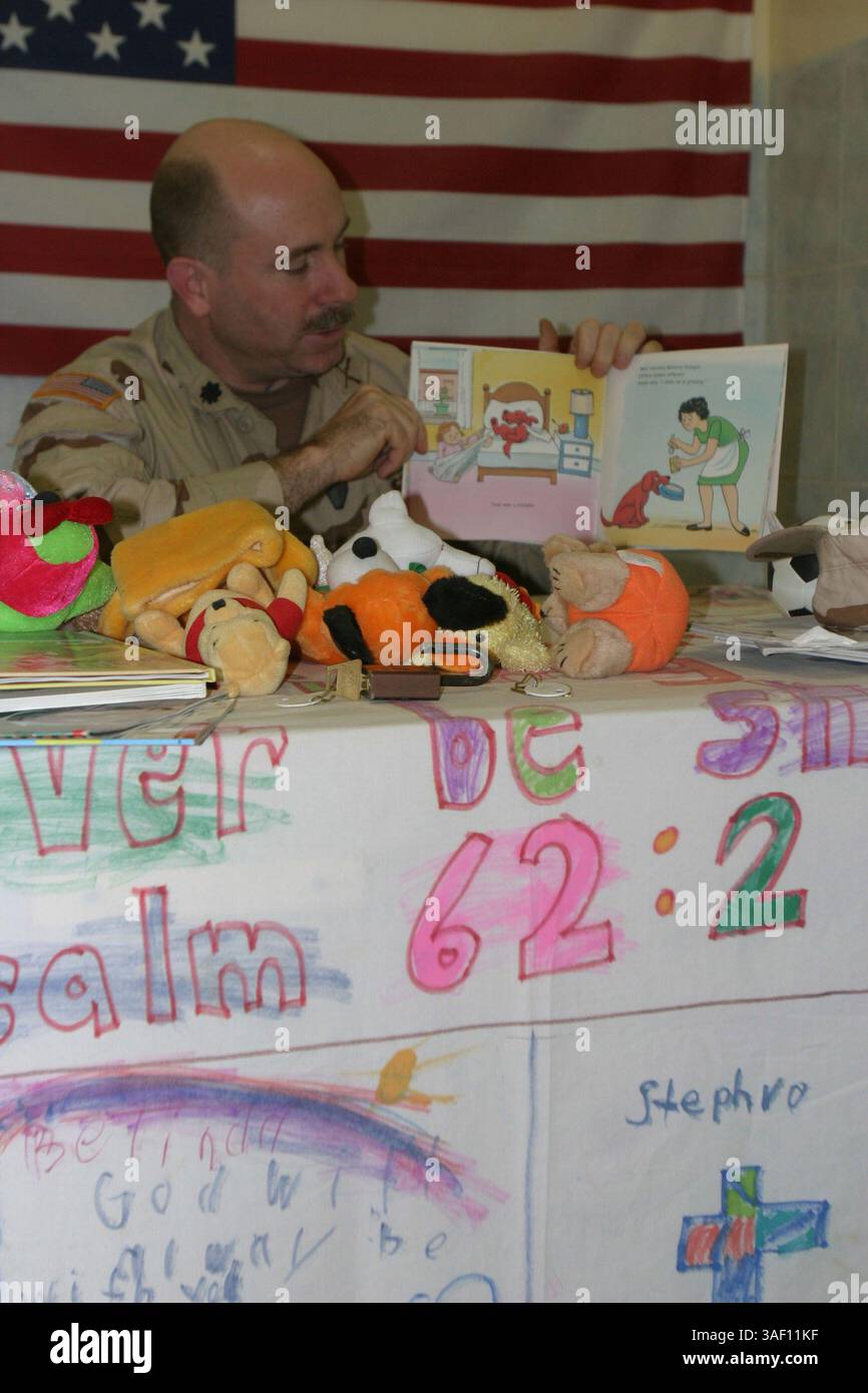 Malcolm burr hi-res stock photography and images - Alamy