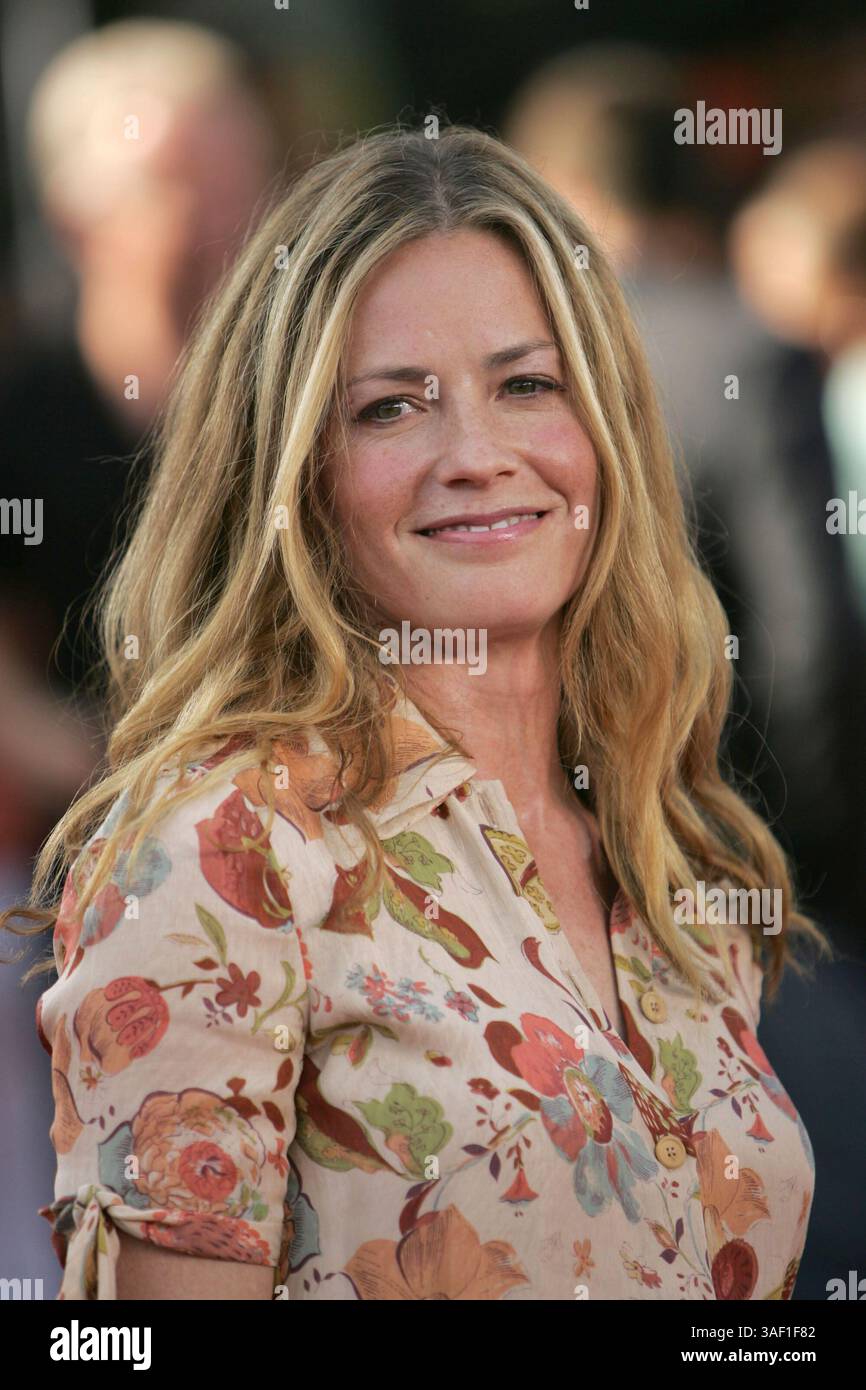 Oct 09, 2005; Los Angeles, CA, USA; Actress ELISABETH SHUE at the ...