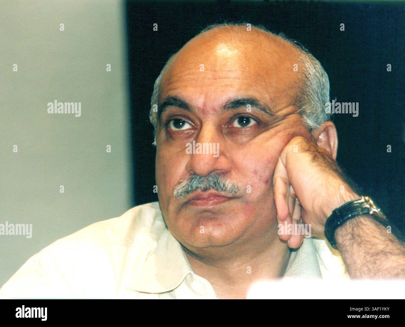 Mj akbar hi-res stock photography and images - Alamy