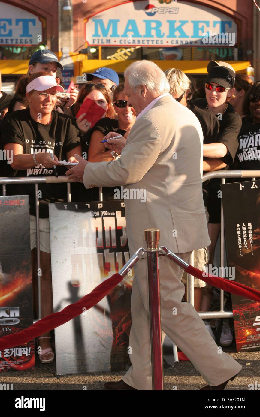 Jun 27, 2005; Los Angeles, CA, USA; Actor SIR ANTHONY HOPKINS at the ...
