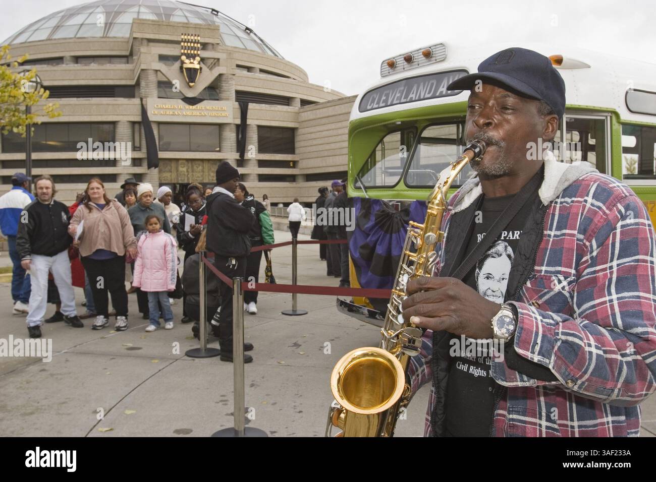 Nov 01, 2005; Detroit, MI, USA; JACK BOSTIC plays 'We Shall Overcome ...