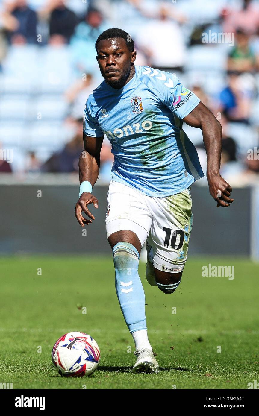 Coventry City's Ephron Mason-Clark during the Sky Bet Championship match at the Coventry ...