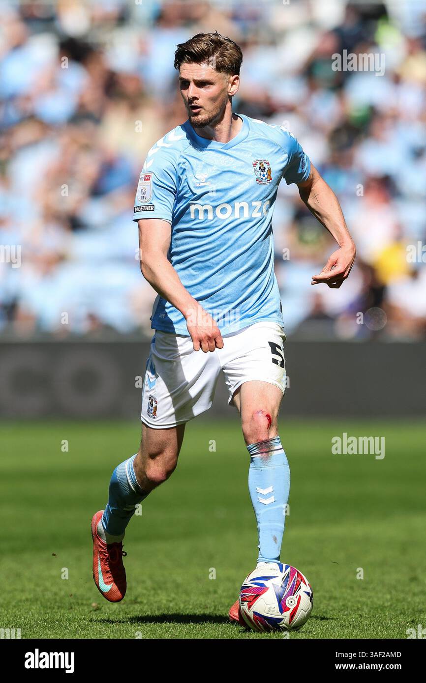 Coventry City's Jack Rudoni during the Sky Bet Championship match at ...