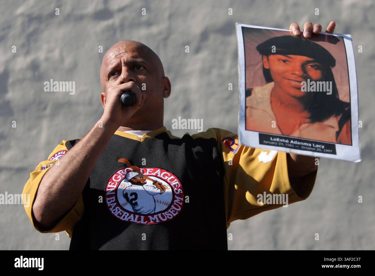 Donald crips hi-res stock photography and images - Alamy