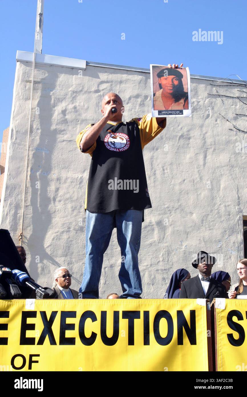 Donald crips hi-res stock photography and images - Alamy