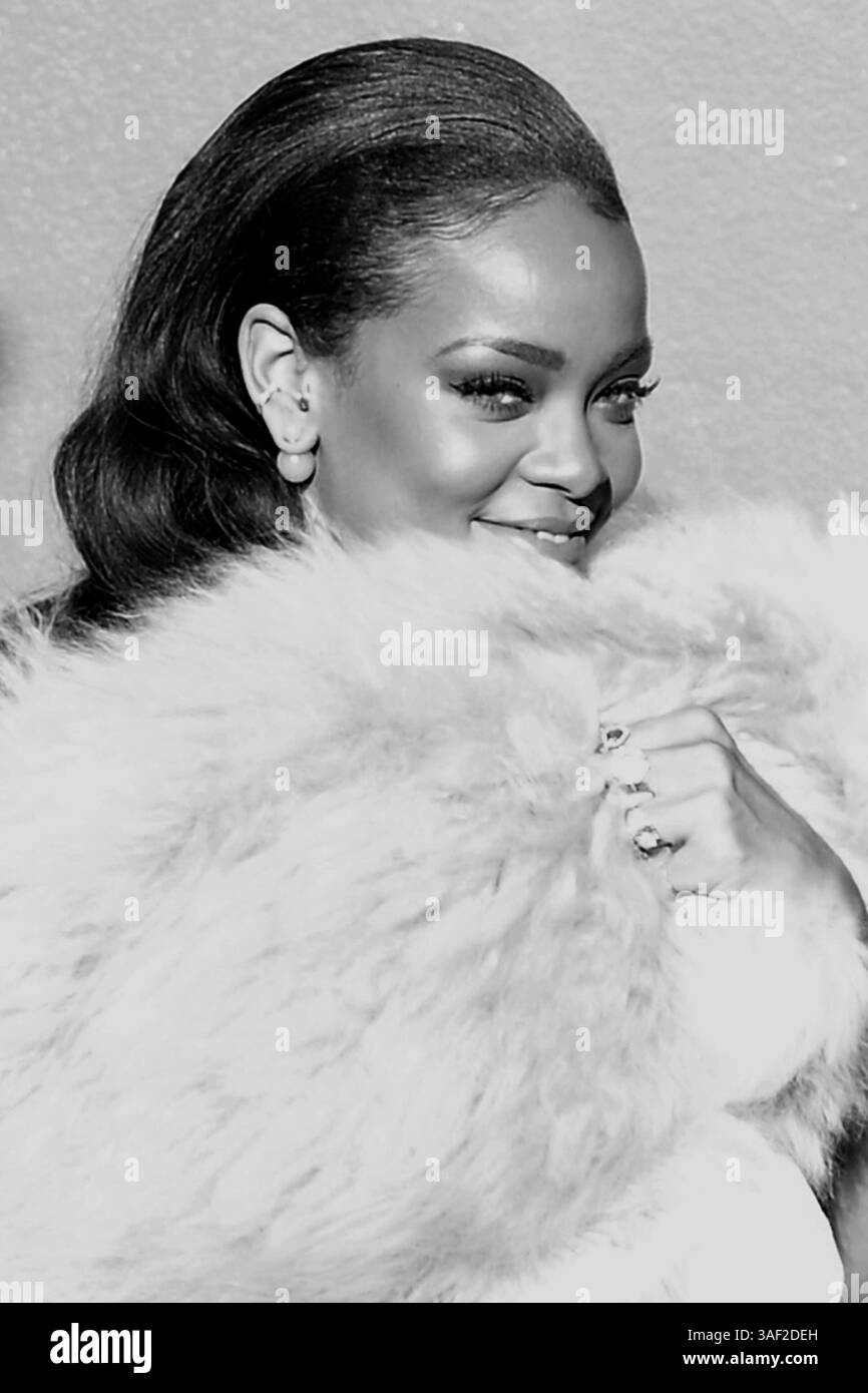 Singer rihanna Black and White Stock Photos & Images - Alamy