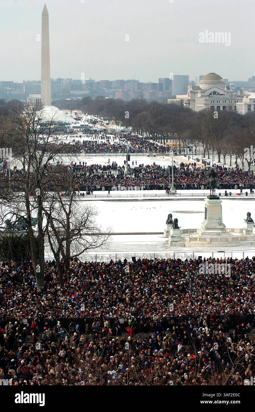 Jan 20, 2005; Washington, DC, USA; Spectators crowd the mall area in ...
